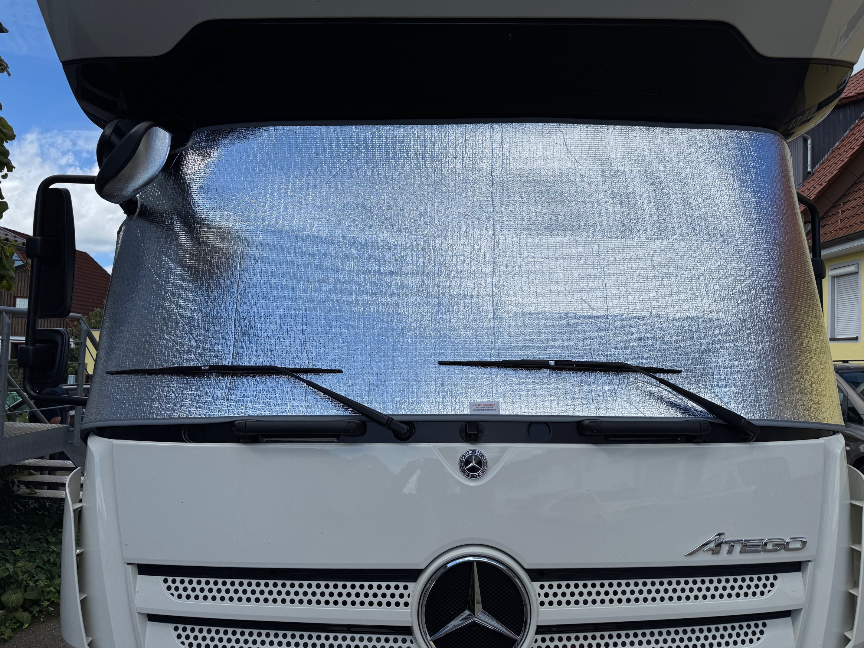 Mercedes Atego ab Bj. 2024 Fensterisolierung außen 3teilig - Web-Shop